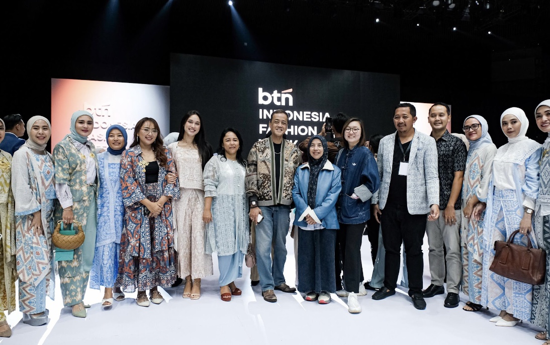 Fashion Week (IFW) 2025, Hadirkan Koleksi Pakaian Resort Karya Putu Fitri Ertaningsih ...
