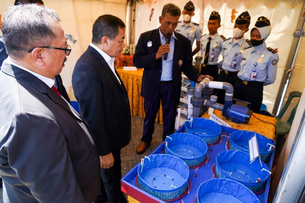 KKP-APEC Kerja Sama Tangani IUU Fishing dan Sampah Laut | Mnctrijaya.com