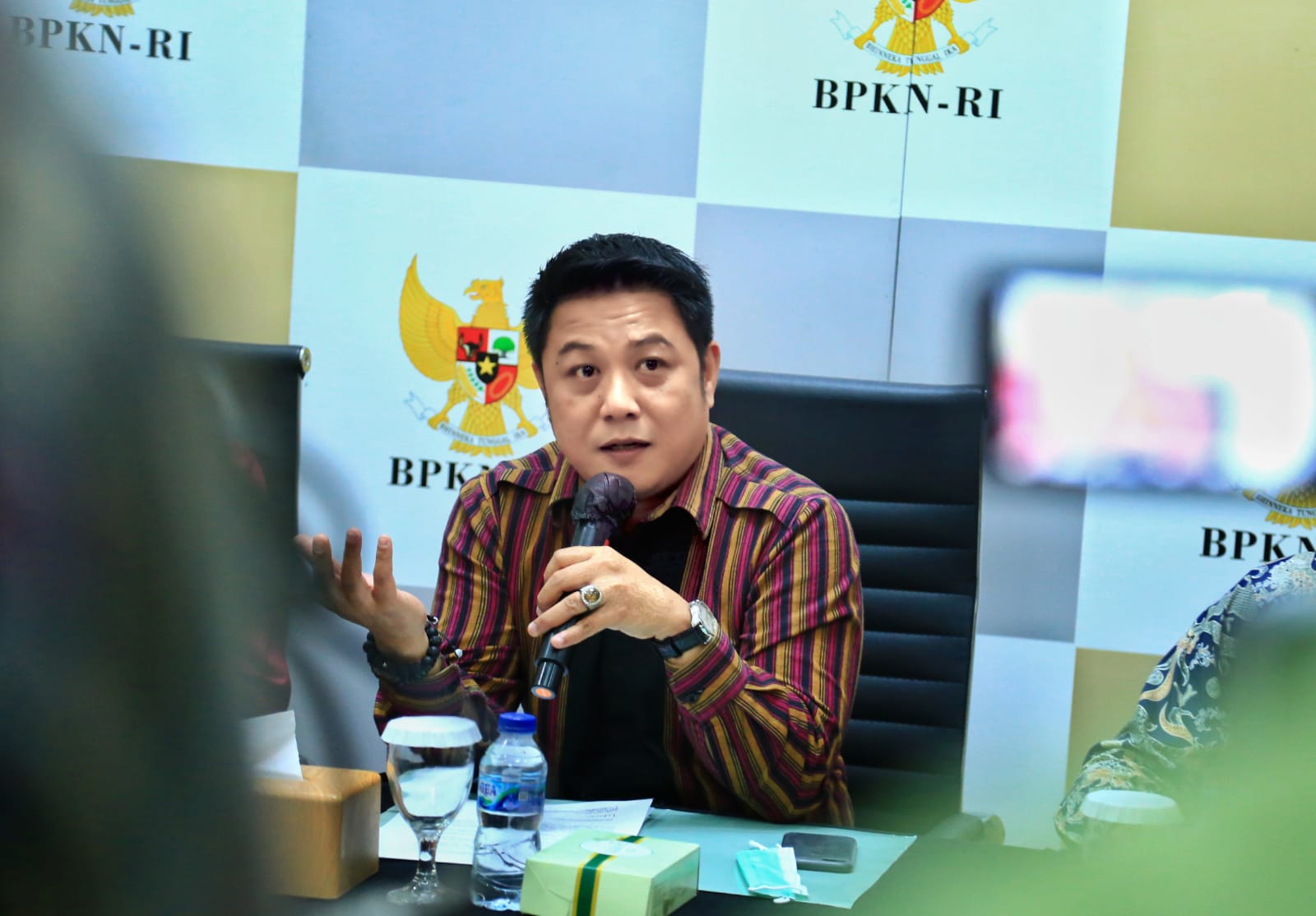 BPKN Ingatkan 'Jebakan Batman' Terjerat Pinjol dan Siap Terima ...