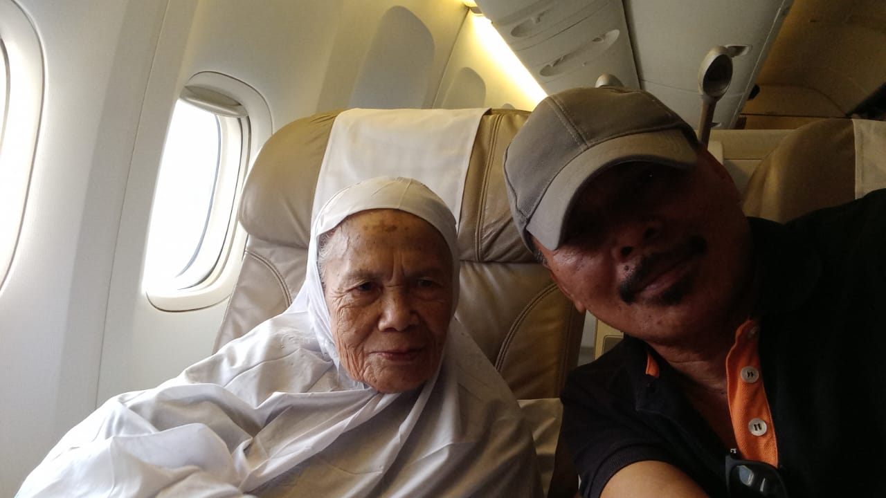 Satu Jemaah Asal Bandung Pulang Usai Dirawat di RS Saudi | Mnctrijaya.com