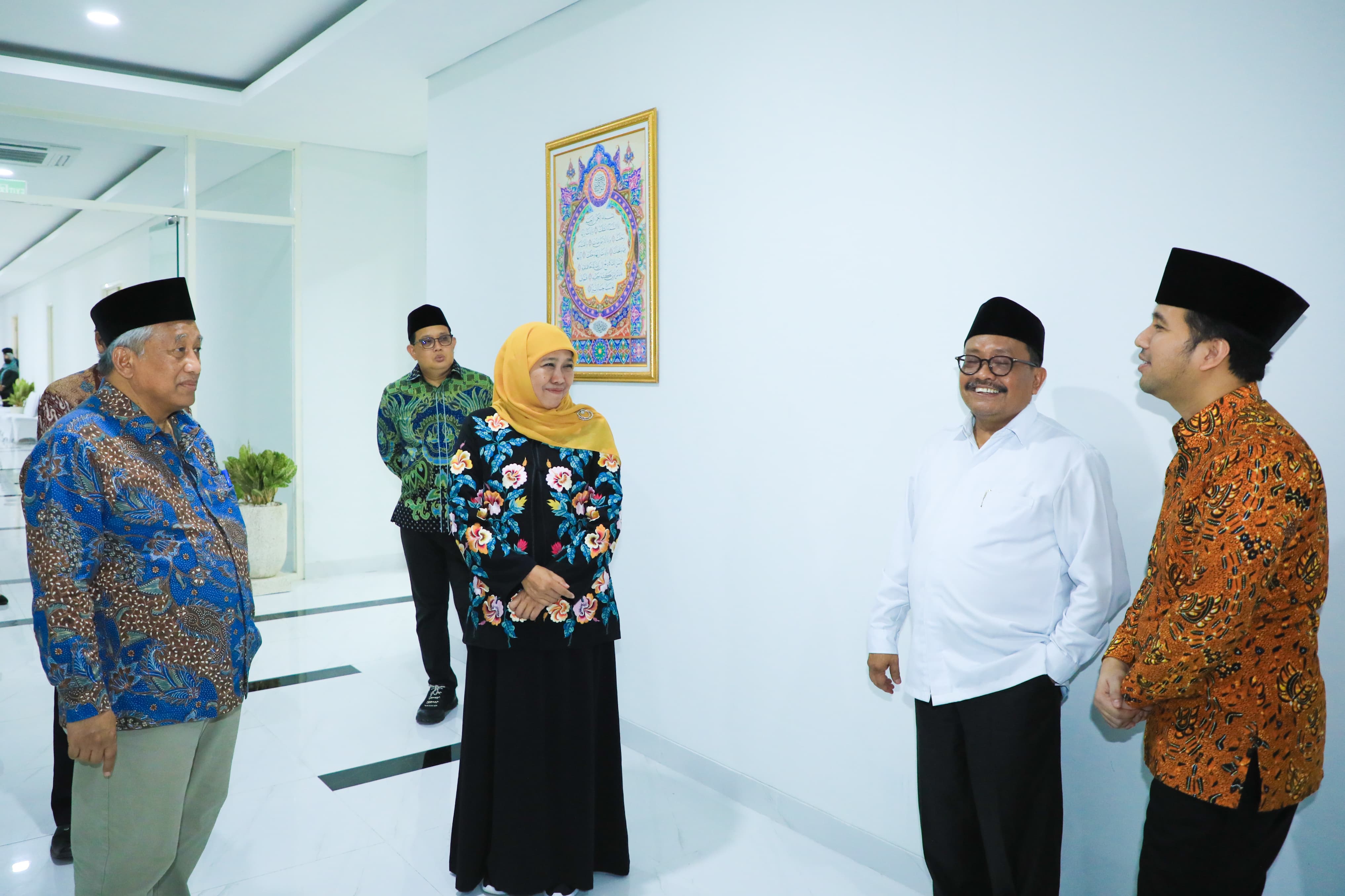 Resmikan Gedung MUI Tower, Khofifah: Semoga jadi Sentra Bertemunya ...
