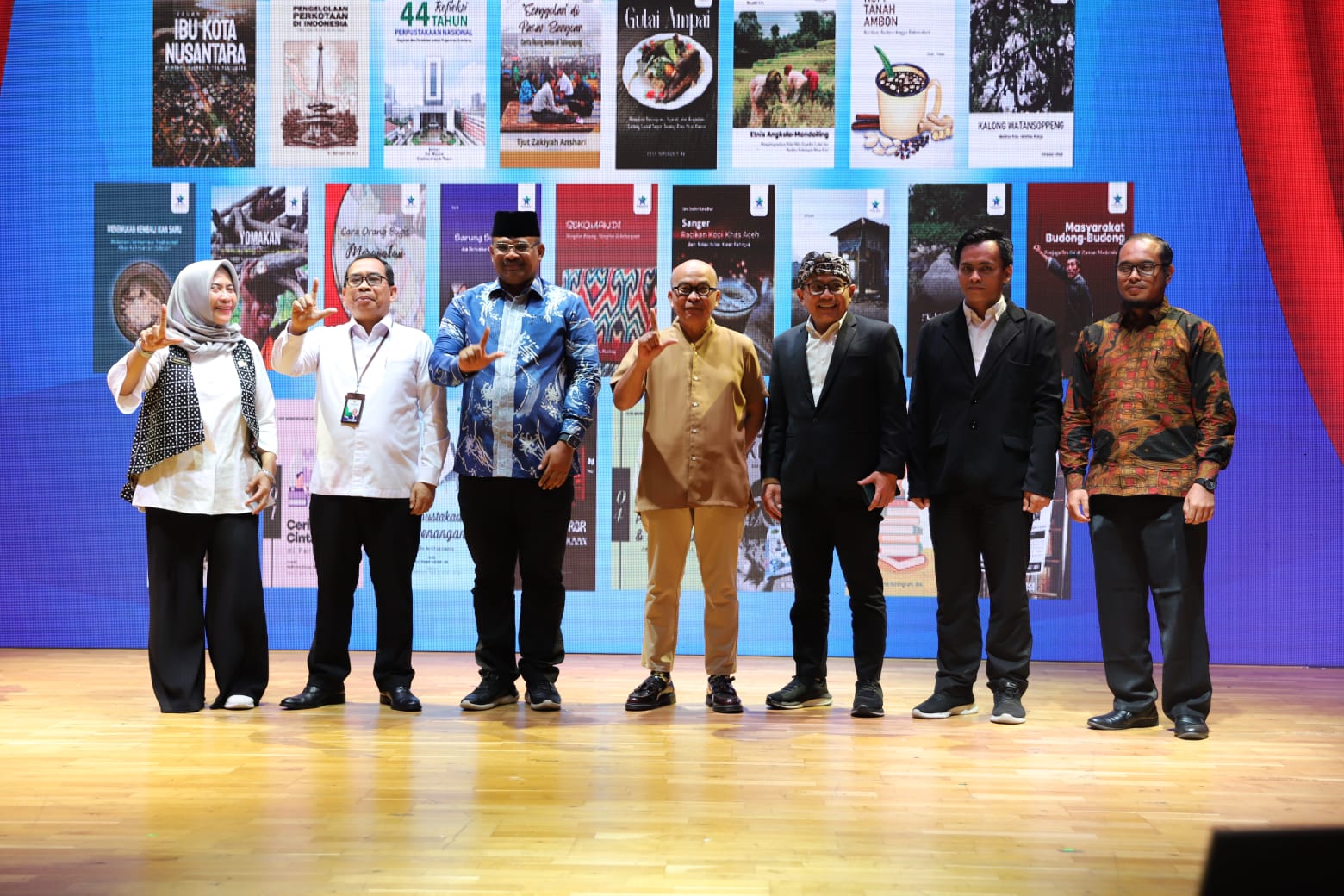 Peringati HUT ke-5: Perpusnas Press Hidupkan Gagasan | Mnctrijaya.com