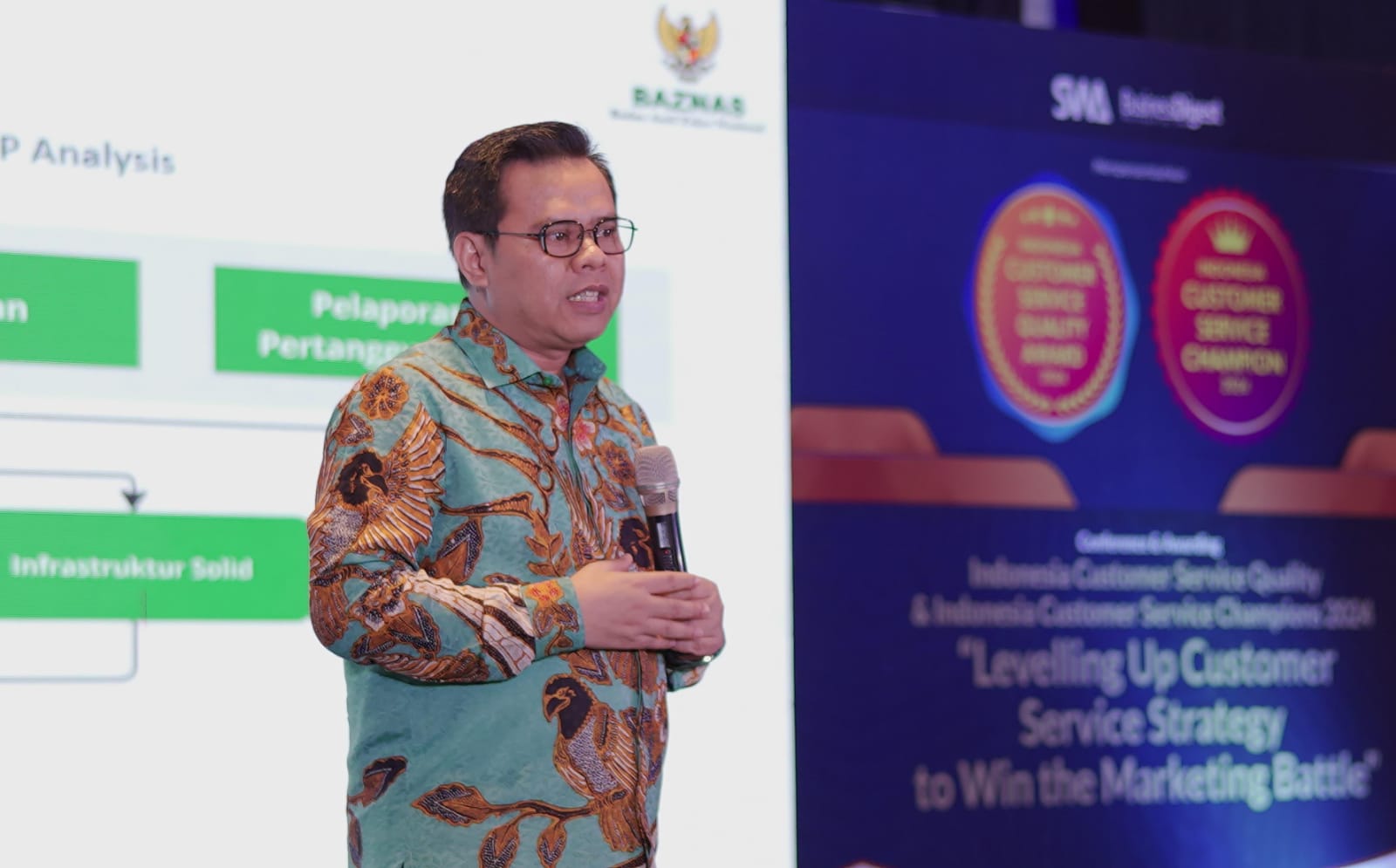 BAZNAS Raih Penghargaan Indonesia Customer Service Quality & Indonesia ...