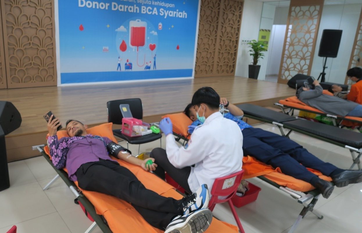 Dukung Tujuan Pembangunan Berkelanjutan BCA Syariah Gelar Donor Darah Karyawan | Mnctrijaya.com