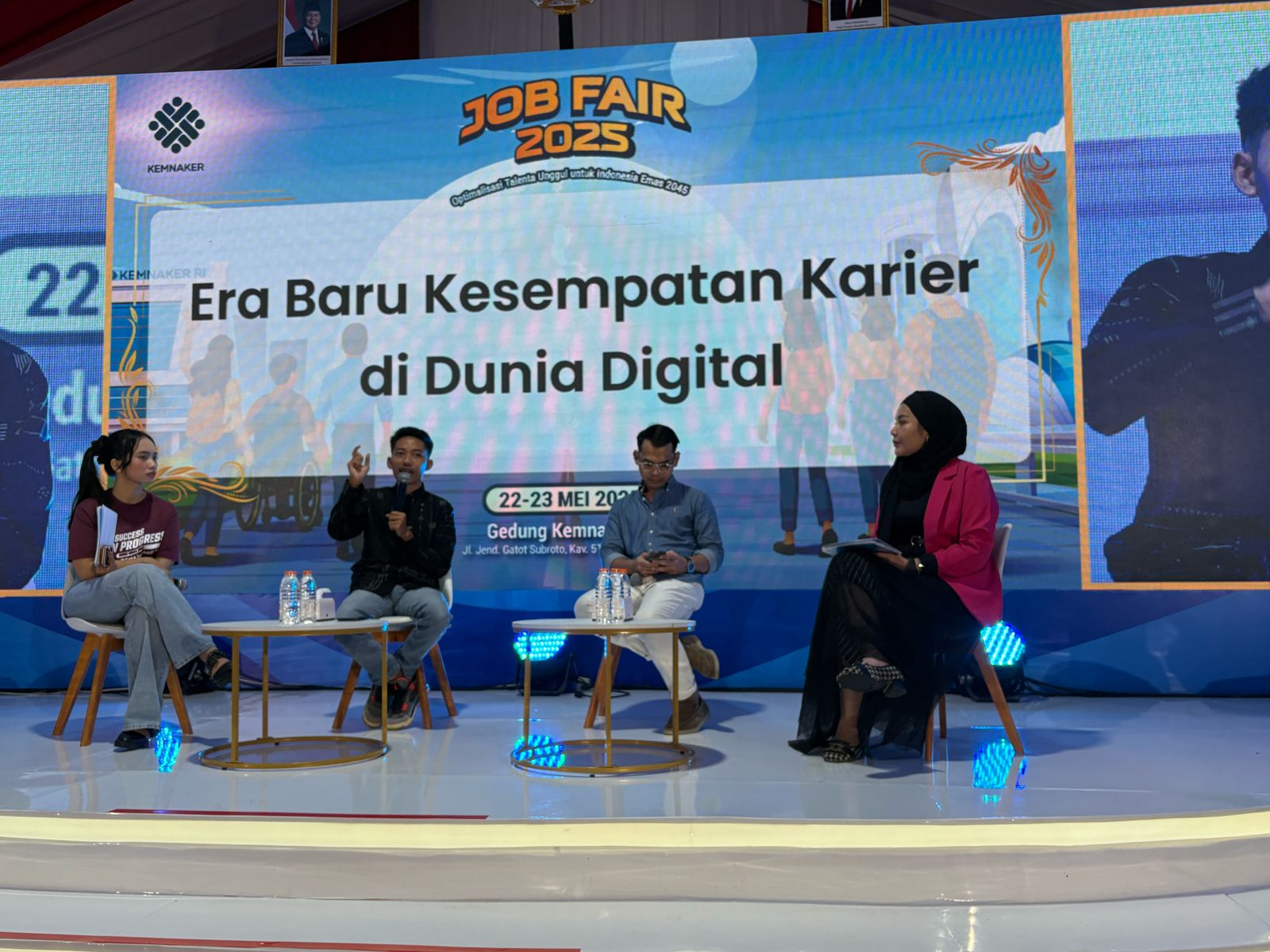 Perdana di Job Fair Kemnaker 2025: Web3 dan Blockchain, Masa Depan ...