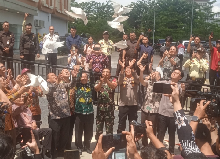 Untar Resmikan URES: Dormitori Modern untuk Mahasiswa Lokal dan ...