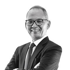 Berawal dari Staf Bank Exim, Kini Ogi Prastomiyono jadi Komisioner OJK ...