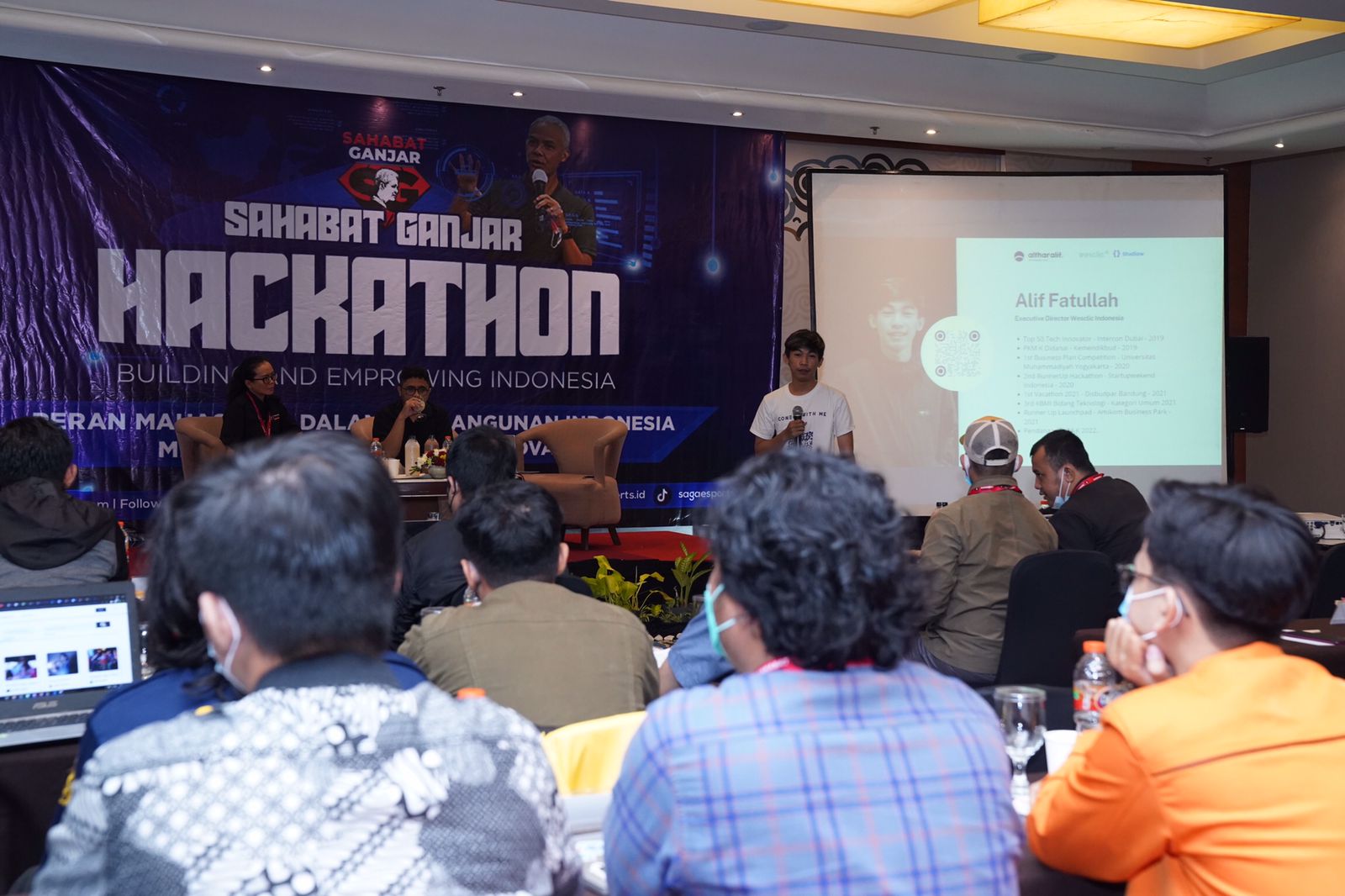 Final Hackathon Sahabat Ganjar Jadi Stimulan Mahasiswa Untuk Mendukung Indonesia Melek Teknologi ...