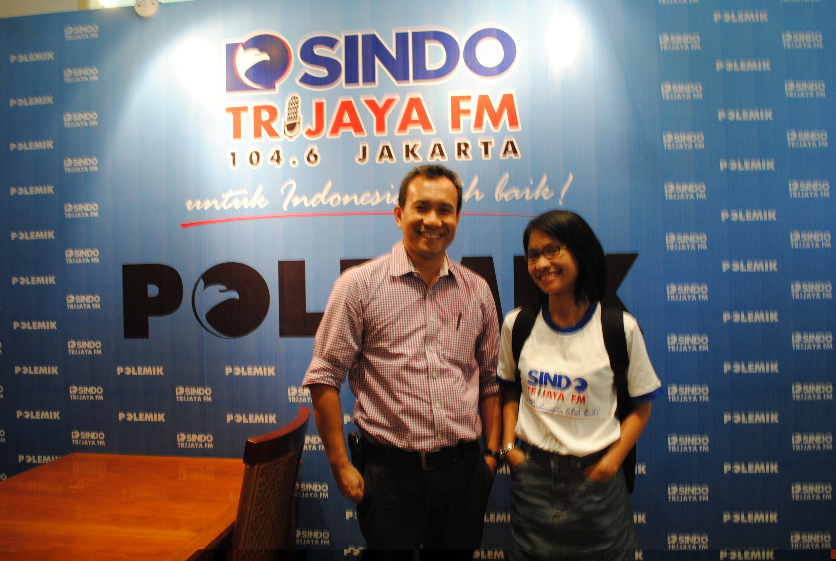 POLEMIK SPESIAL 2 TAHUN SINDO TRIJAYA FM | Mnctrijaya.com
